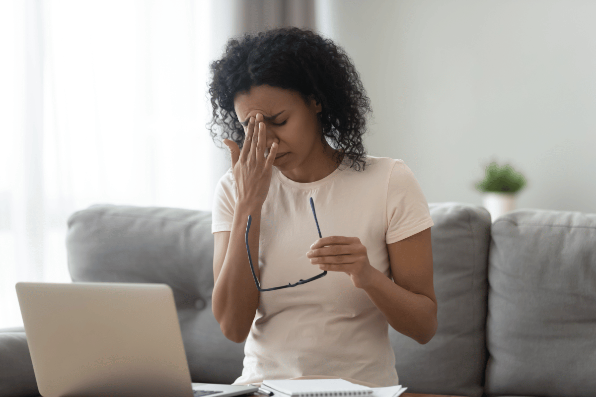 Can Dry Eyes Cause Blurry Vision? | Tuscaloosa EyeCare Can Dry Eyes Cause Blurry Vision? | Tuscaloosa EyeCare